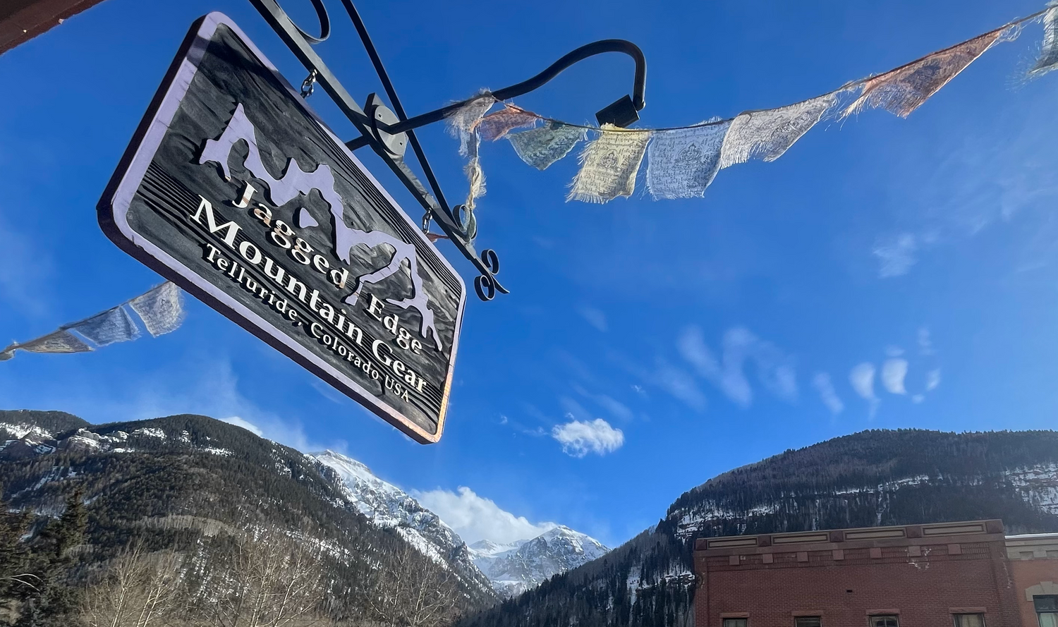 About Jagged Edge – Jagged Edge Mountain Gear